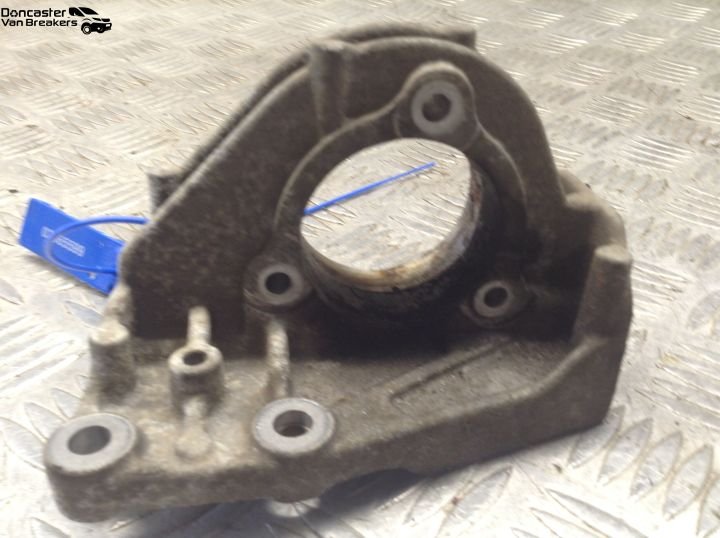 FIAT DOBLO / COMBO 2015 1.3CDTI EURO5 DRIVESHAFT MOUNTING BRACKET ...