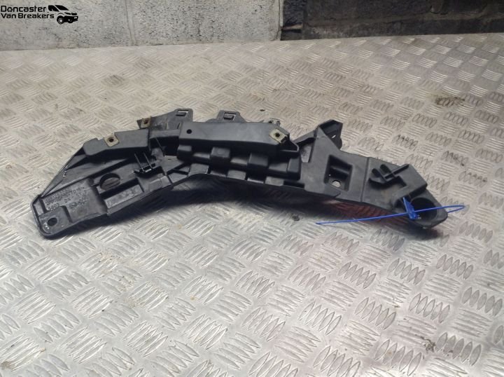 PEUGEOT BOXER/ RELAY 2020 O/S DRIVERS SIDE HEADLIGHT SUPPORT 1391282080 ...