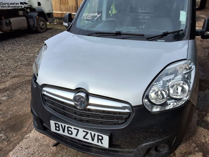 FIAT DOBLO/COMBO 2018 BONETT SILVER - Doncaster Van Breakers - Van ...