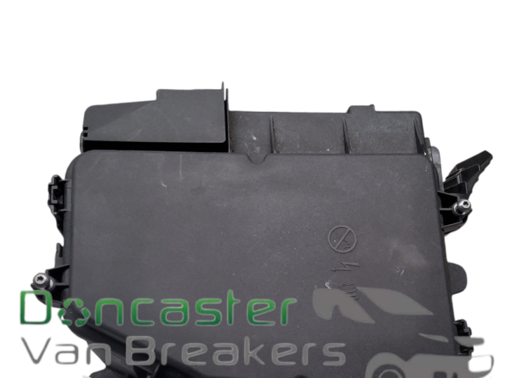 MERCEDES A200 2022 1.3 AUTO ENGINE BAY FUSE BOX A1775404307 - Doncaster ...