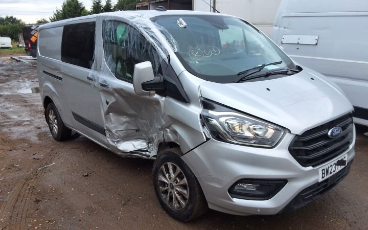 JUST IN FOR BREAKING - FORD TRANSIT CUSTOM AUTOMATIC 2.0 2023 24K ...