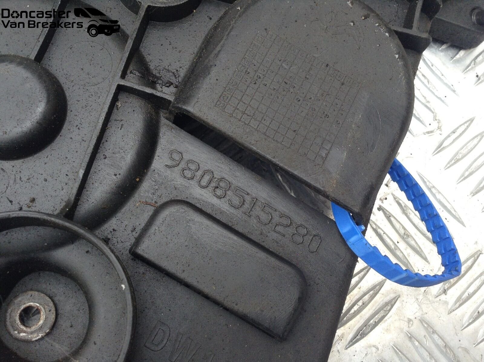 PEUGEOT BOXER / CITREON RELAY 2019 DW10 2.0 AUXILLARY BELT COVER ...