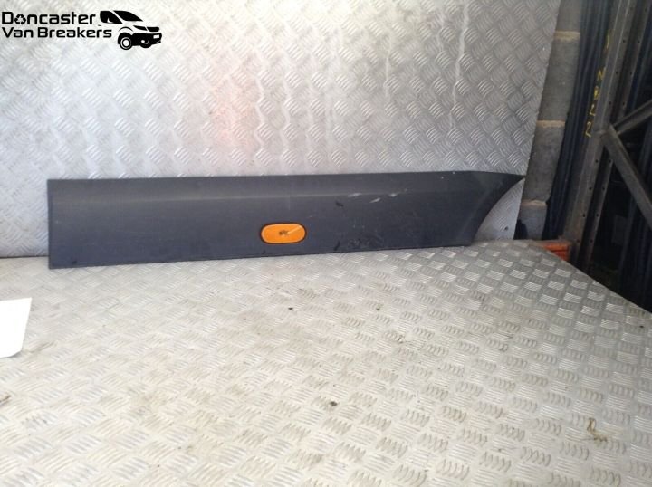 MERCEDES SPRINTER 2016 N/S SIDE MOULDING TRIM FITTED AFTER SIDE LOADING ...