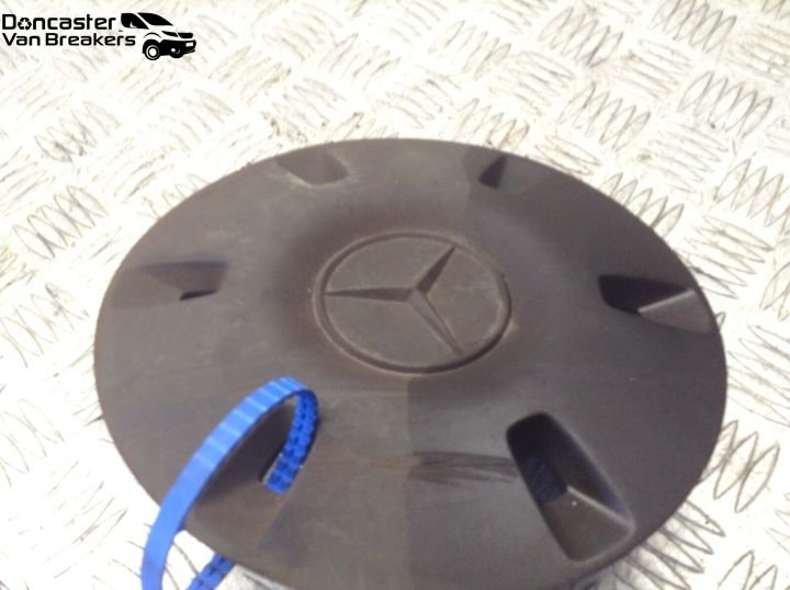 MERCEDES SPRINTER WHEEL HUB CAP A9064010025 - Doncaster Van Breakers ...