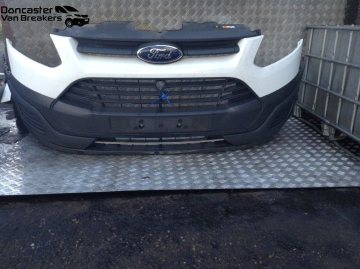 TRANSIT CUSTOM 2018 BASE COMPLETE FRONT BUMPER AND GRILL SLIGHT MARKS ...